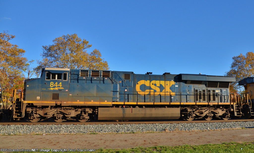 CSX 844